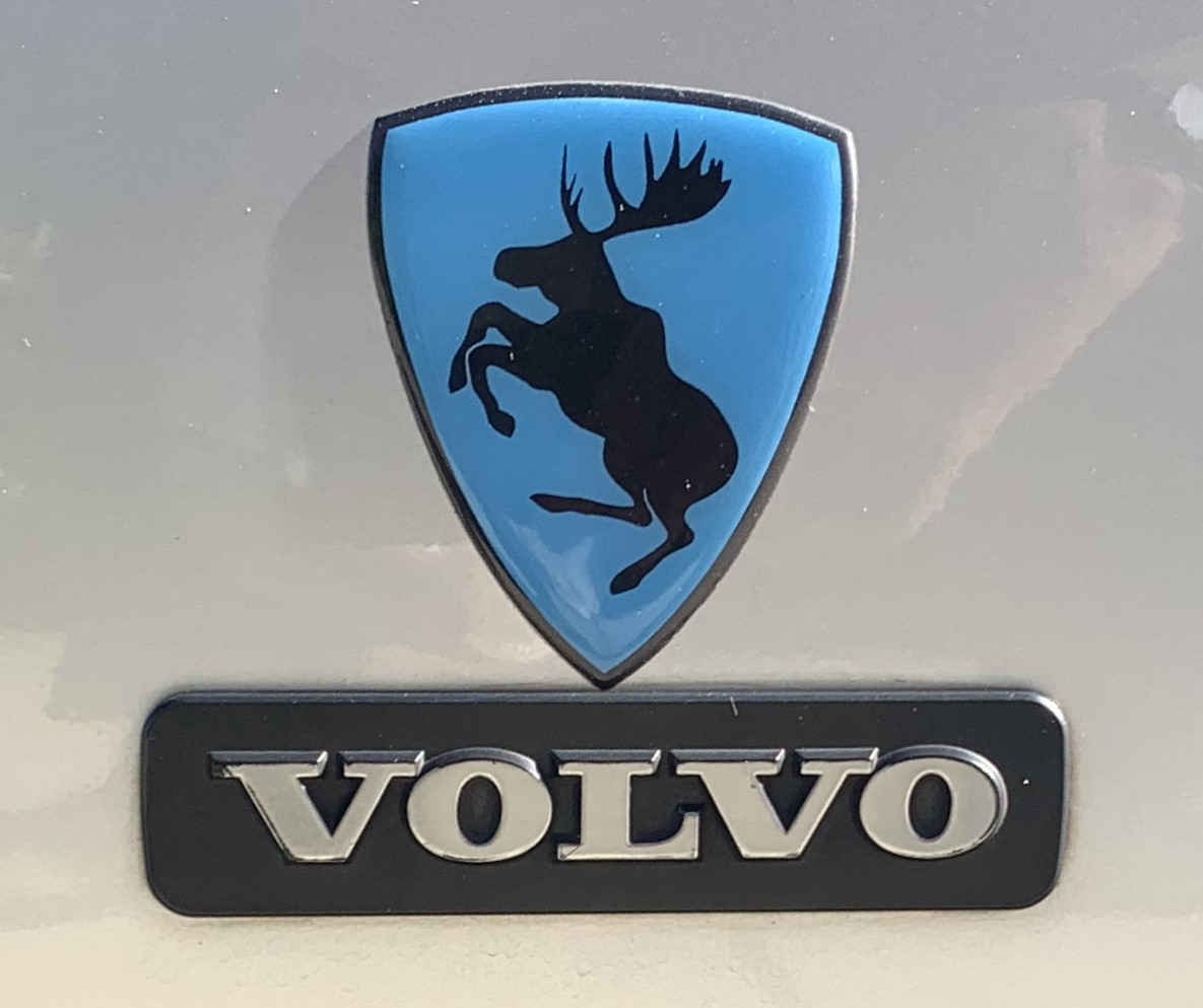 Volvo Moose Badge – Rockridge Manor Neighborhood